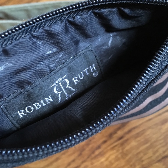 Robin Ruth | Bags | Robin Ruth Chicago Original Crossbody Purse Bag ...